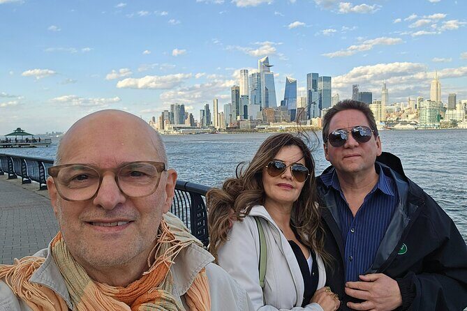 New York Skyline Magic - Private Tour With a Real Local - A Closer Look at the Experience