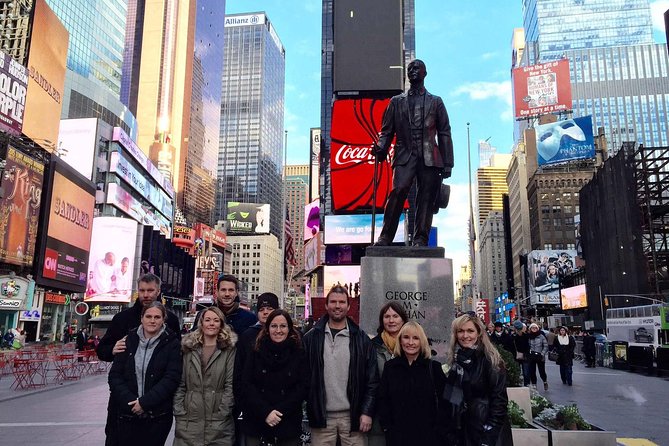 New York Small-Group Tour plus One World Observatory Ticket - Who Should Consider This Tour?