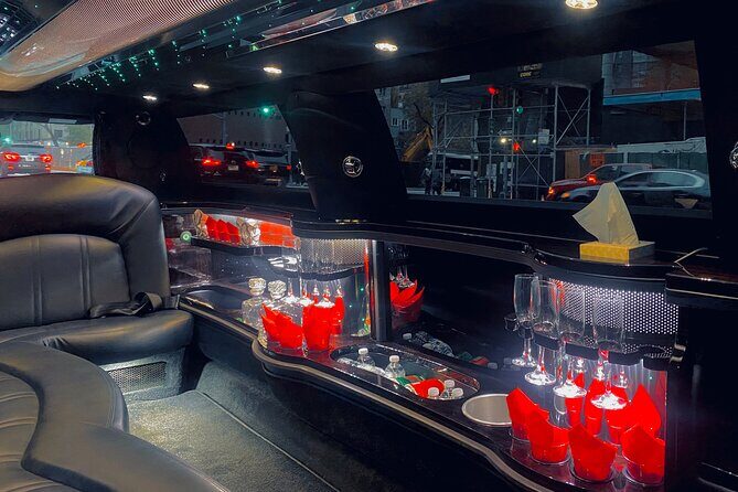 Newark (EWR) Airport Stretch Limo Service To NYC - The Itinerary and What to Expect