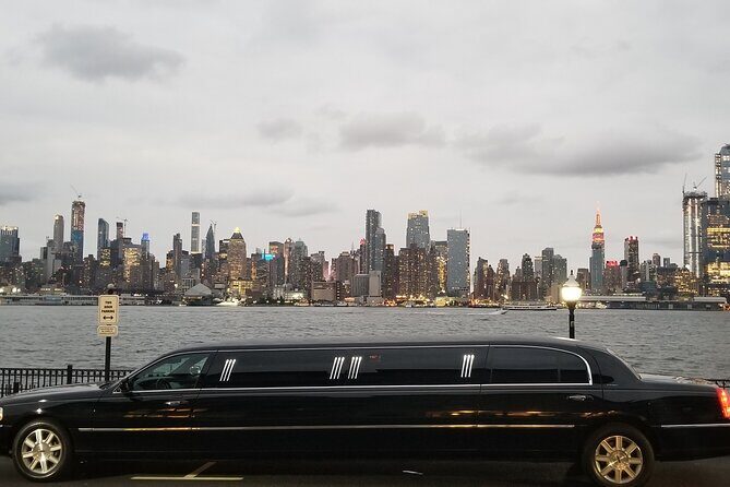 Newark (EWR) Airport Stretch Limo Service To NYC - Who Will Love This Service?