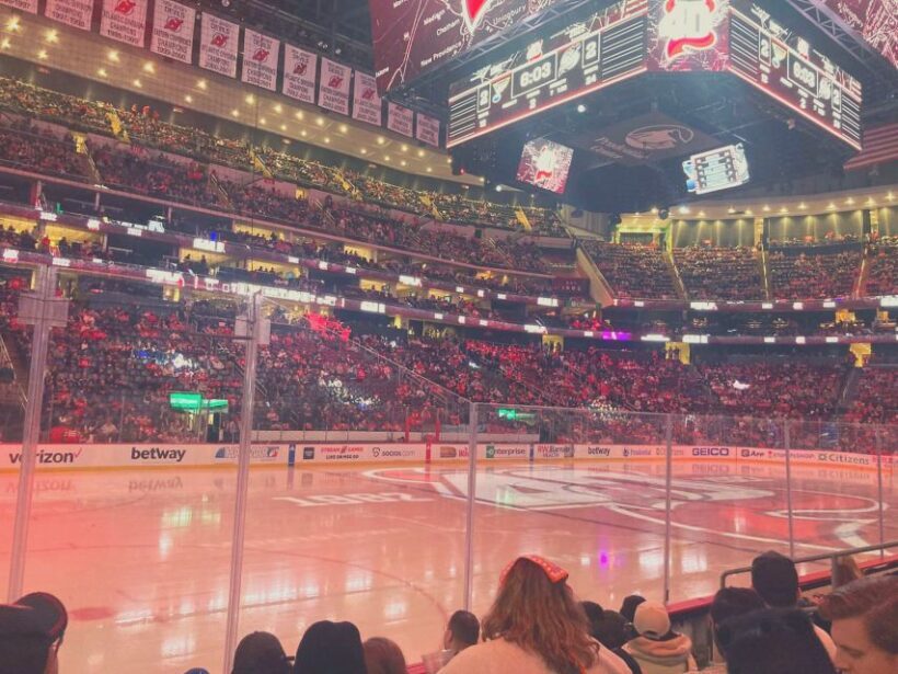Newark: New Jersey Devils Ice Hockey Game Ticket - Practicalities and Tips