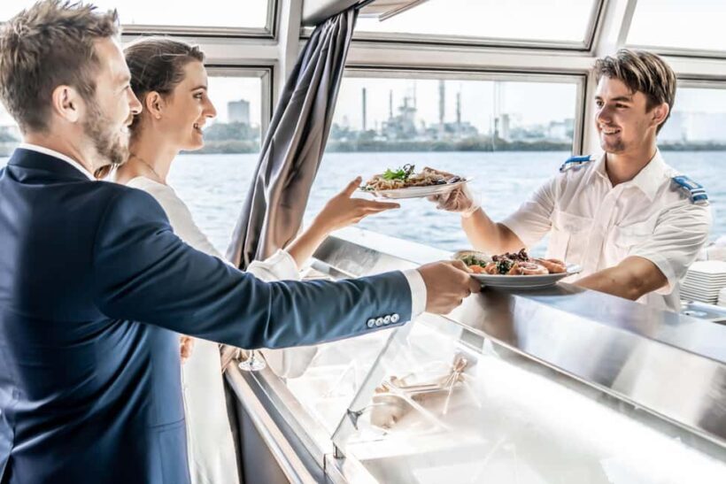 Newcastle: Harbour Dinner Cruise with Live Music - What to Expect on the Newcastle Harbour Dinner Cruise
