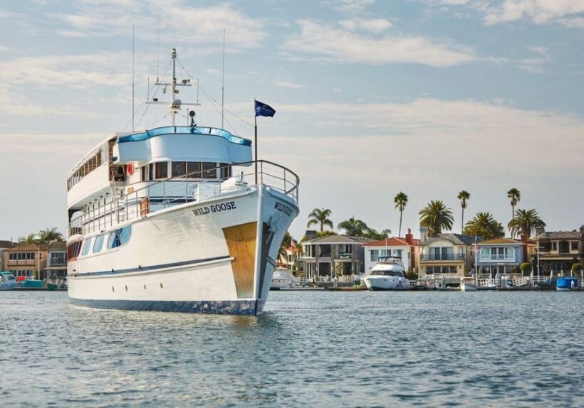Newport Beach: Christmas Eve Buffet Brunch or Dinner Cruise - FAQ