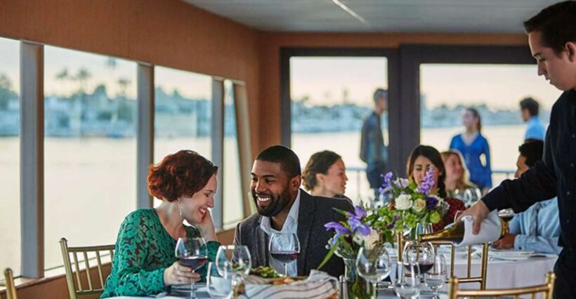 Newport Beach: City Cruises Weekend Dinner Cruise with DJ - Introduction