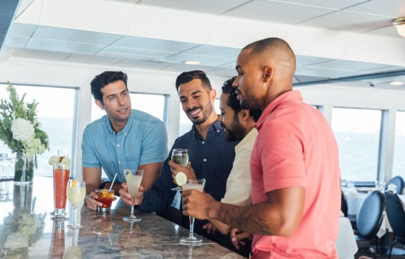 Newport Beach: City Cruises Weekend Dinner Cruise with DJ - Key Points