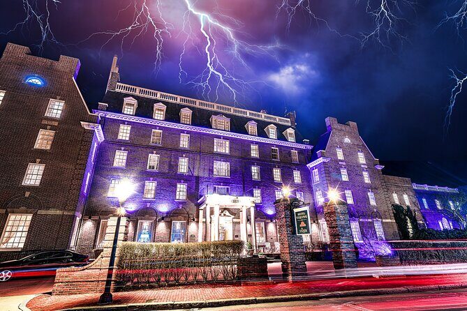 Newport Ghosts: Seaside Hauntings and Hags Tour - An Honest Look at Newport Ghosts: Seaside Hauntings and Hags Tour