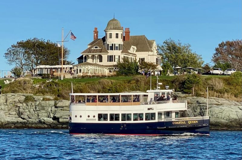 Newport, RI: Evening Cocktail Cruise of Narragansett Bay - Key Points