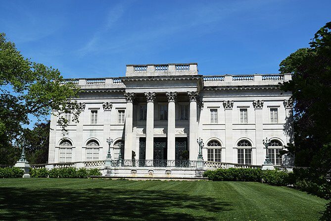 Newport RI Mansions Scenic Trolley Tour (Ages 5+ only) - FAQ