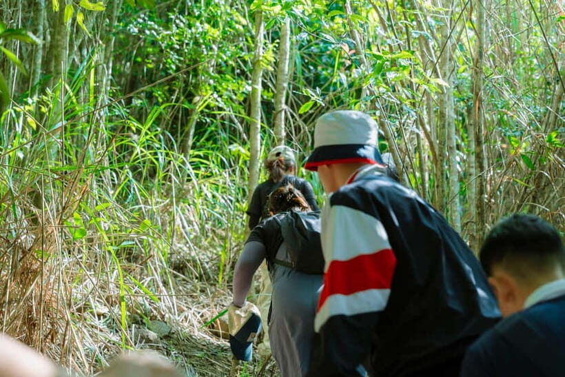 Nha Trang: Hon En Peak Hike & Paragliding Experience - FAQ