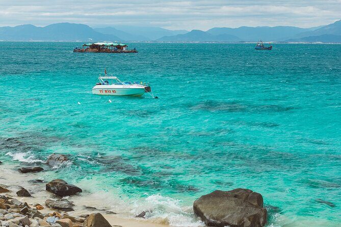 Nha Trang Island BBQ picnic by speed boat full day tour - FAQs