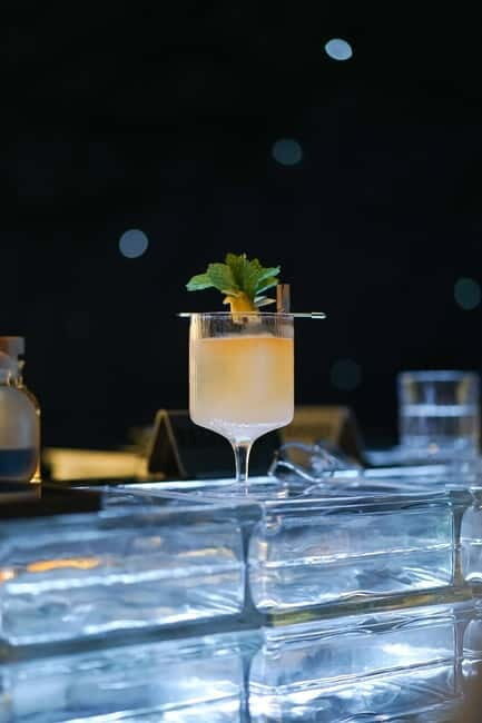 Nha Trang: Nightlife Tour with Secret Bars and Night Market - Discovering Nha Trang’s Nightlife: What This Tour Offers