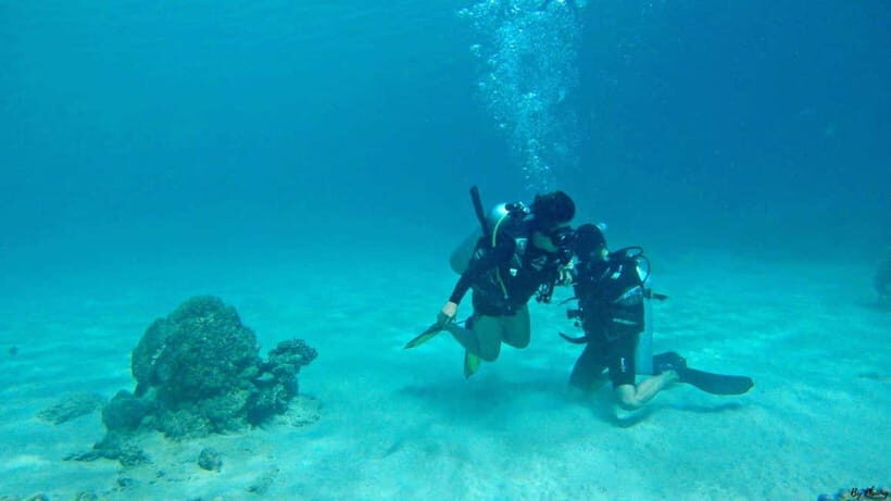 Nha Trang: Scuba Diving Tour with Lunch and Drinks - Visiting a Traditional Floating Fishing Village