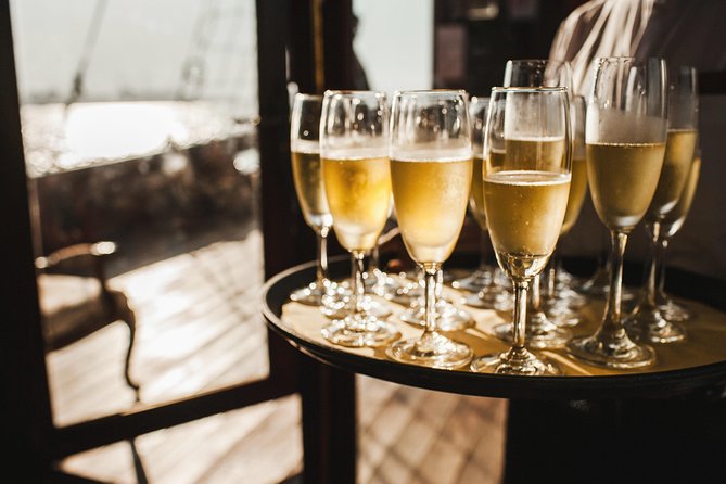 Nha Trang Sunset Cocktails and Dinner Cruise - What You Can Expect: A Step-by-Step Breakdown