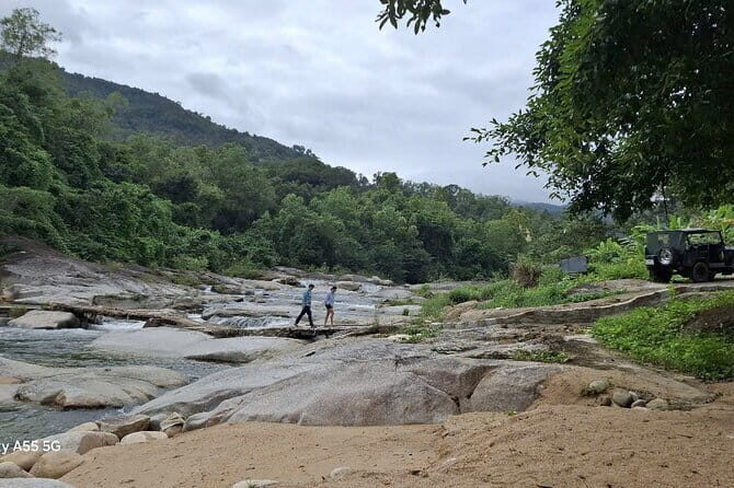 Nha Trang Top Attractions and Hidden Gems Adventure - Lunch and Cultural Tasting