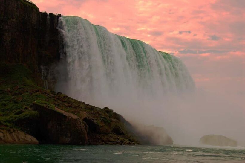 Niagara Falls and Niagara-on-the-Lake Ultimate Day Tour - Who Should Consider This Tour?
