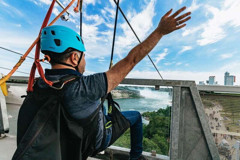Niagara Falls, Canada: Zipline to The Falls - Authentic Experiences and Authenticity