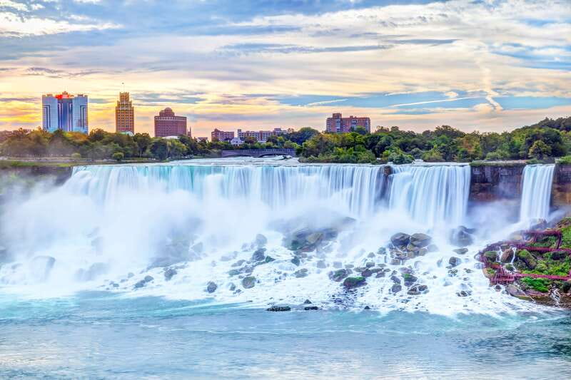 Niagara Falls: Canadian Side Day Trip with Maid of The Mist - FAQ