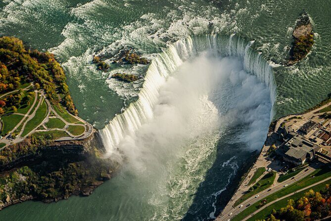 Niagara Falls Day Tour from Toronto (9 Hours) - Up Close with Niagara Falls: The Main Attraction