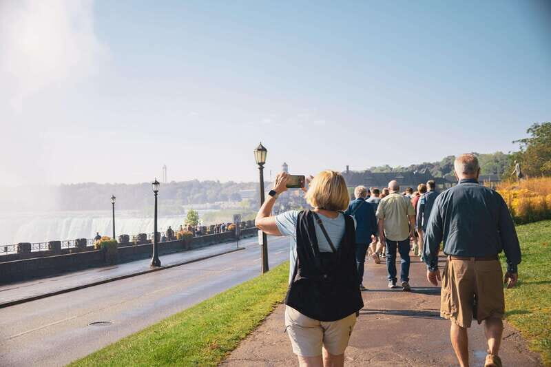 Niagara Falls: Guided Tour with Behind the Falls & Boat Ride - An In-Depth Look at the Tour Experience