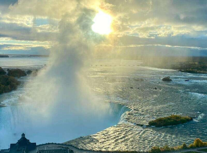 Niagara Falls: Luxury Private Tour with Winery stop - A Closer Look at the Tour