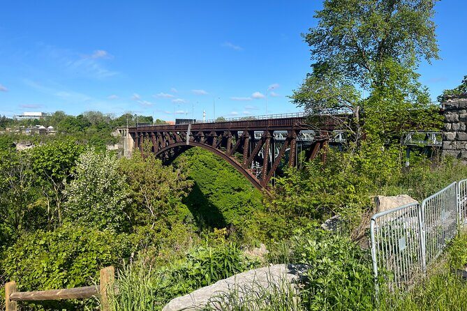 Niagara Falls newest tour! E-Scooter/E-Bike tour of the Gorge - Additional Photo Stops and Stories