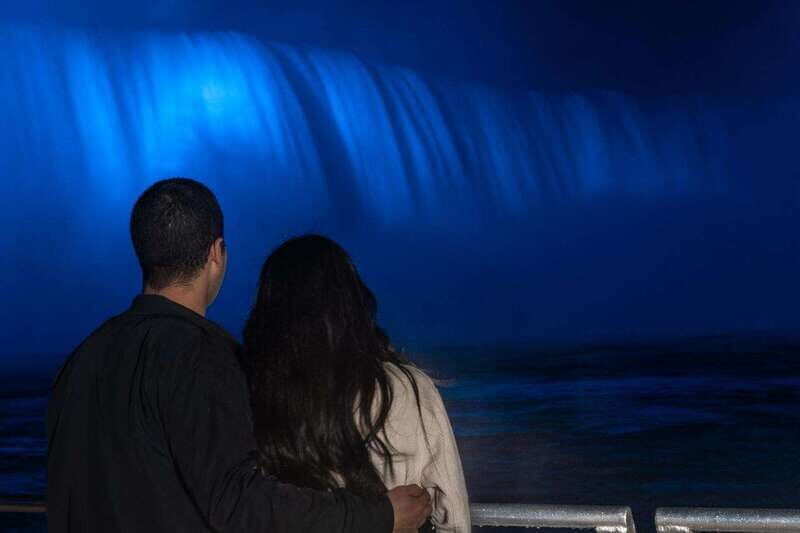 Niagara Falls: Night Tour w/ 3 Course Dinner & Light Show - The Practicalities: Transportation, Group Size, and Price