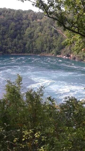 Niagara Falls, Ontario: Day tour starting in Toronto - FAQs
