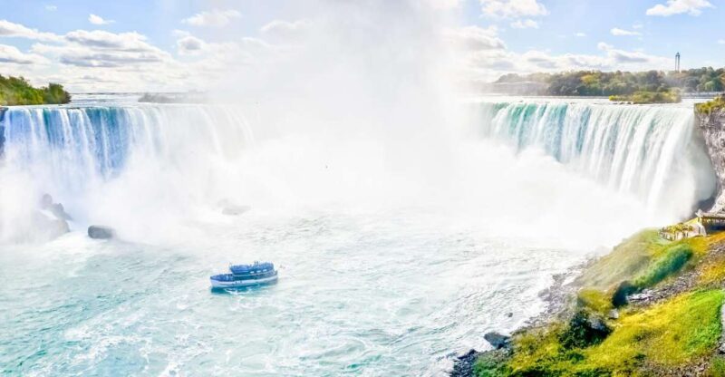 Niagara Falls Tour with Skip the Line Cruise & Maple Tasting - What Past Travelers Say