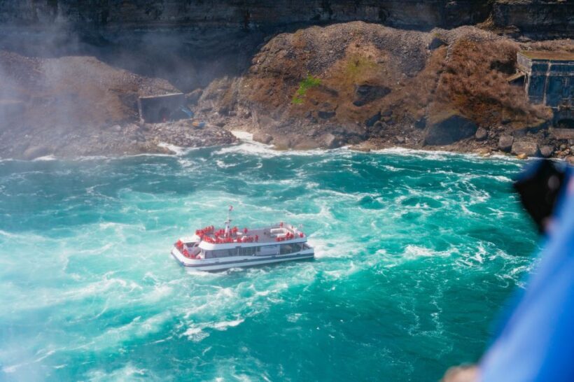 Niagara Falls, USA: American Tour & Maid of The Mist - Exploring the Tour in Detail
