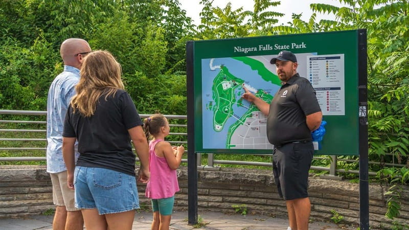 Niagara Falls: USA and Canada Tour with Boat Cruise + Lunch - Lunch with a View at Skylon Tower