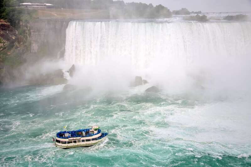 Niagara Falls, USA: Illumination Tour with Maid of the Mist - An In-Depth Look at the Niagara Falls Illumination Tour