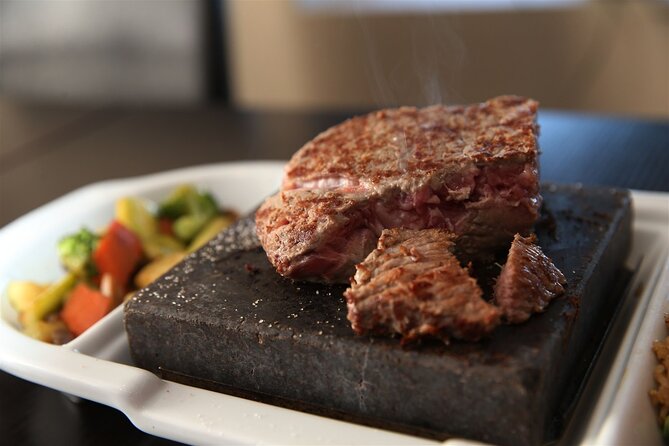 Niagara Falls USA Night, Lights & Dinner - Transportation and Group Size: Comfort and Intimacy