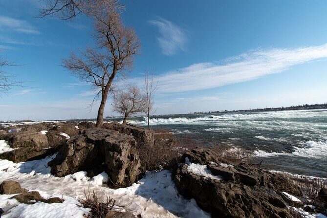 Niagara Falls USA- Winter Wonderland/State Park Tour w/ride - Practical Details and What to Expect