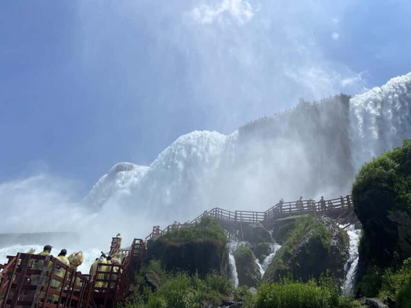Niagara Falls: VIP Maid of the Mist & Cave of the Winds Tour - The Sum Up