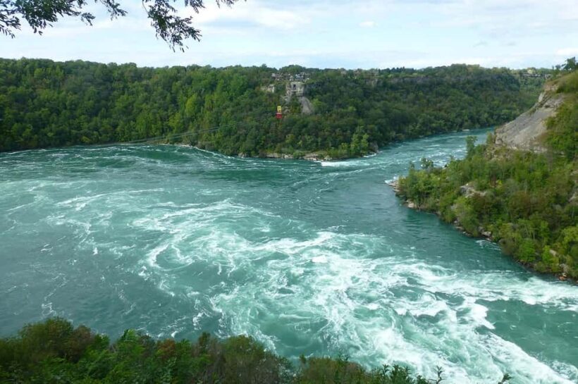 Niagara-on-the-Lake: Guided Vehicle Tour(The Prettiest Town) - A Practical Look at the Tour