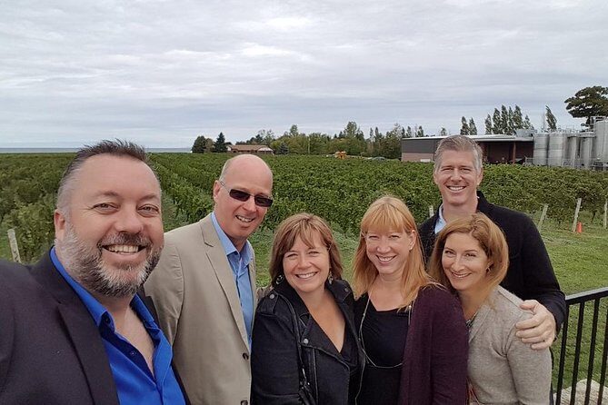 Niagara-on-the-Lake Small Group Wine Tour with Picnic Lunch - The Sum Up