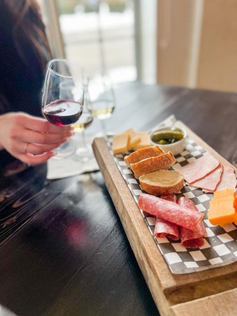 Niagara-on-the-Lake: Wine & Charcuterie Tour with Tastings - Key Points