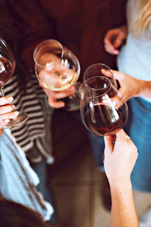 Niagara-on-the-Lake: Wine & Charcuterie Tour with Tastings - The Guide and Transportation