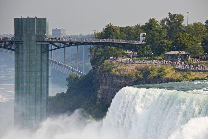 Niagara Power Station & Tunnel Under Falls Tour With Hotel Pickup - An In-Depth Look at the Tour Experience