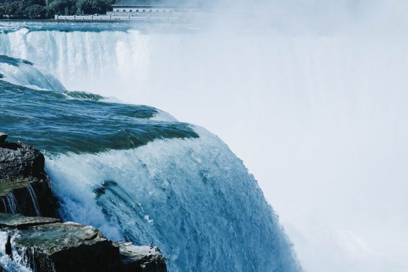 Niagara, USA: Daredevil Walking Tour with Cave of the Winds - Practical Details and What’s Included