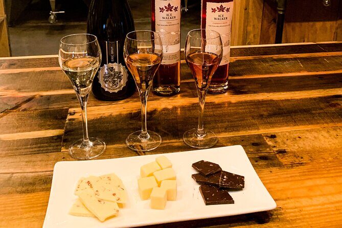 Niagara's Decadent Sparkling and Icewine Tasting - Niagaras Decadent Sparkling and Icewine Tasting: An In-Depth Review