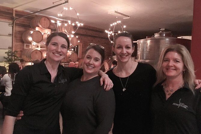 Niagara's Decadent Sparkling and Icewine Tasting - Who Should Book This Experience?