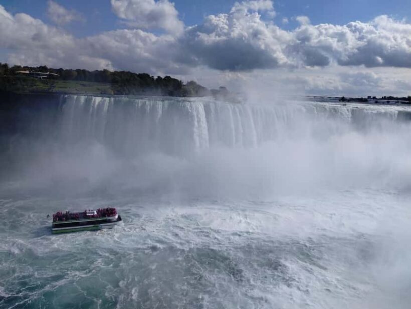 Niagra Falls, USA Side: Boat, Cave and Shuttle pass Tour - Frequently Asked Questions