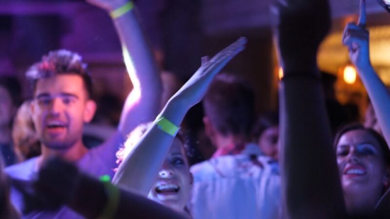 Nice: 4 Bar, 1 Club Riviera Bar Crawl Party with Free Shots - What Our Reviewers Say