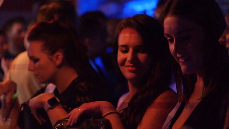 Nice: 4 Bar, 1 Club Riviera Bar Crawl Party with Free Shots - FAQs