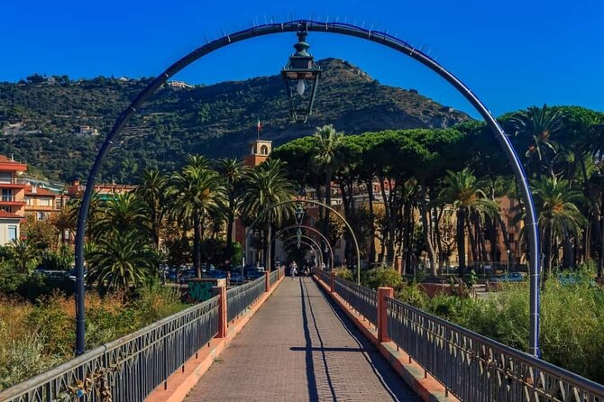 Nice airport transfer to Ventimiglia - Navigating the Border: What to Expect