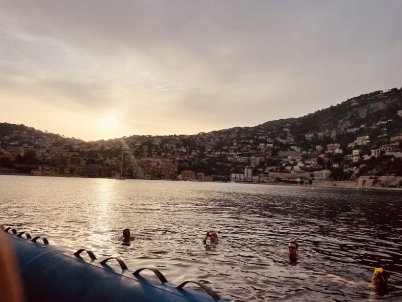 Nice: Sunset Boat Tour with Wine and Local Snacks - The Return & Overall Atmosphere