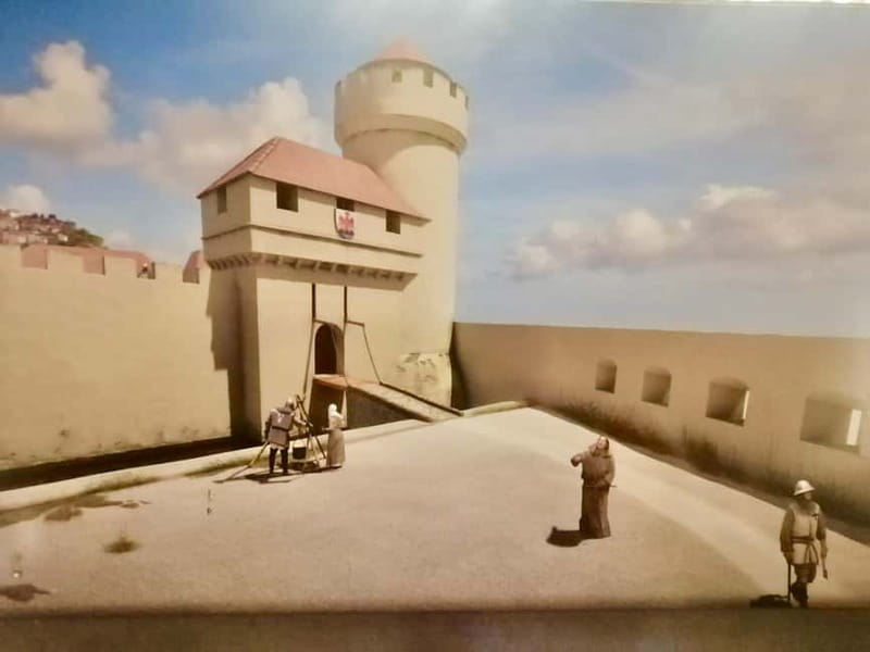 Nice: Walking Tour of Port Lympia & Antiques District - Key Points