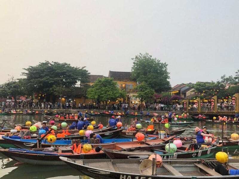 Night Boat Trip and Floating Lantern on Hoai River Hoi An - FAQ