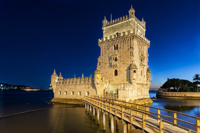 Night Lisbon Private Tour - FAQs